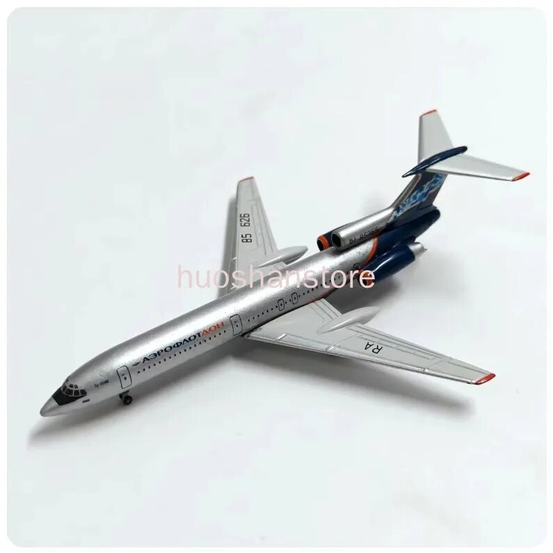 Масштабная модель самолёта Ту-154Б-2 (Россия) коллекционная фигурка
