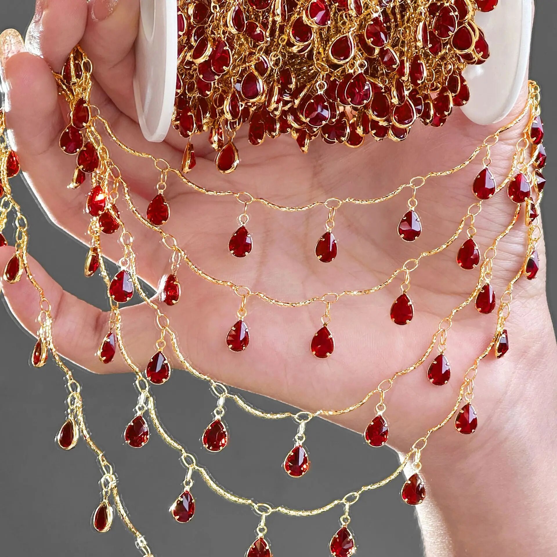 Подвесная цепочка с кристаллами, Red-KC gold color