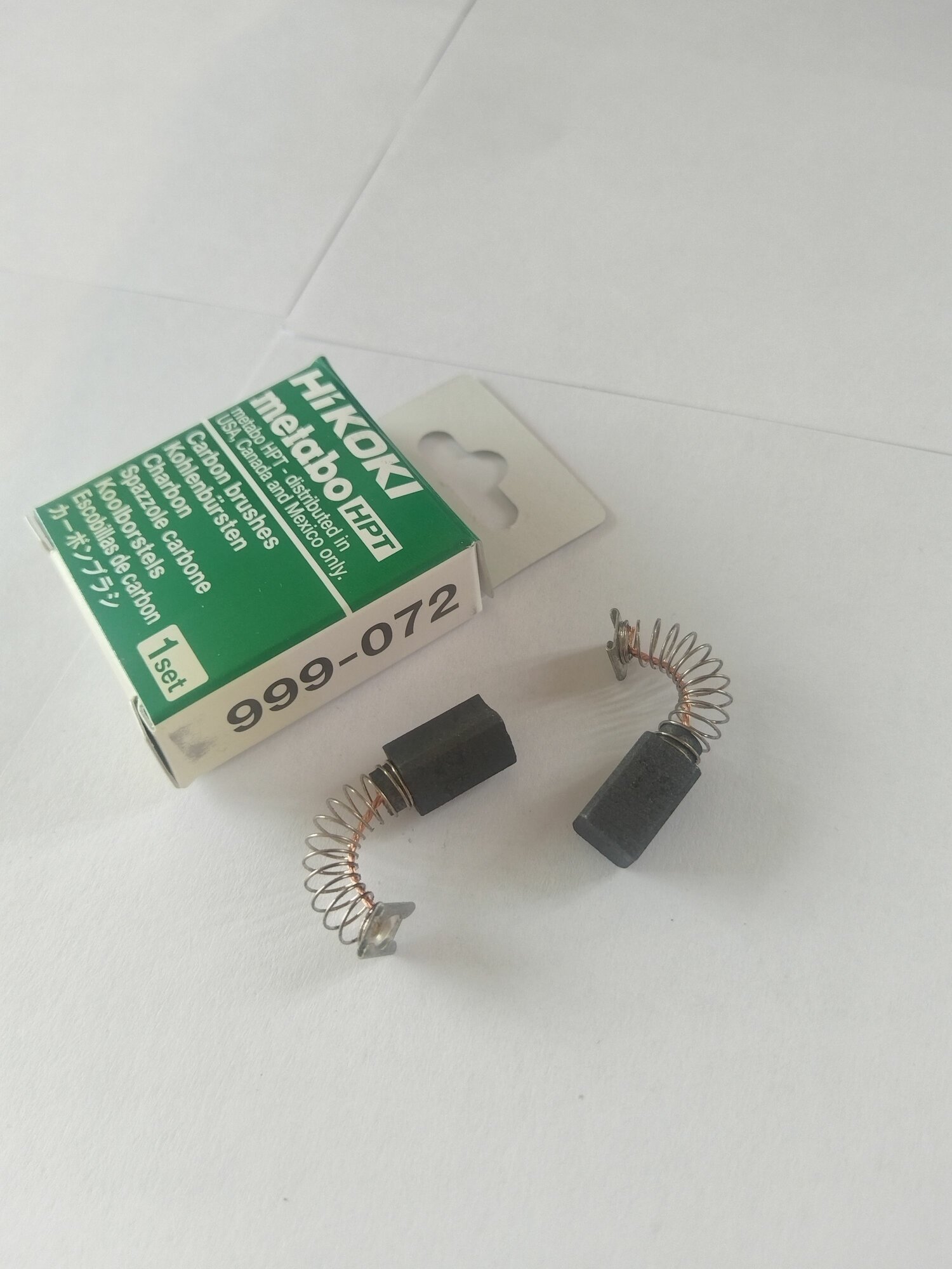 Угольные щётки 999072 (Япония!) для перфораторов Hitachi / Hikoki DH24PC3 DH26PC DH26PC2 DH26PB и др (с автостопом)