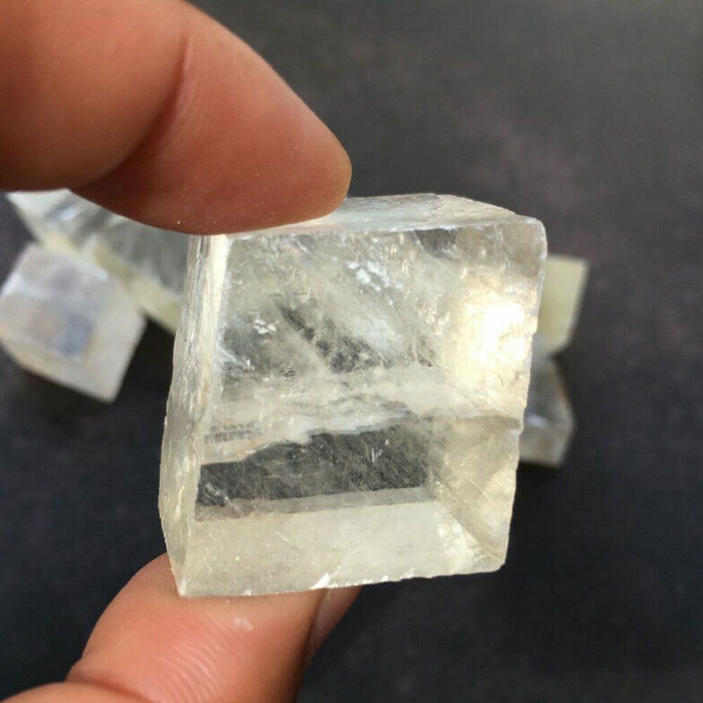 Кальцит Исландский шпат Минерал Камень, 70-100 гр, 1 шт.