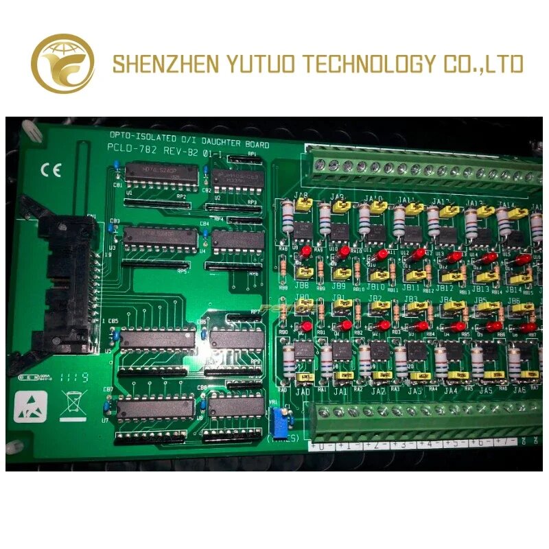 Изолированная клеммная плата PCLD-782