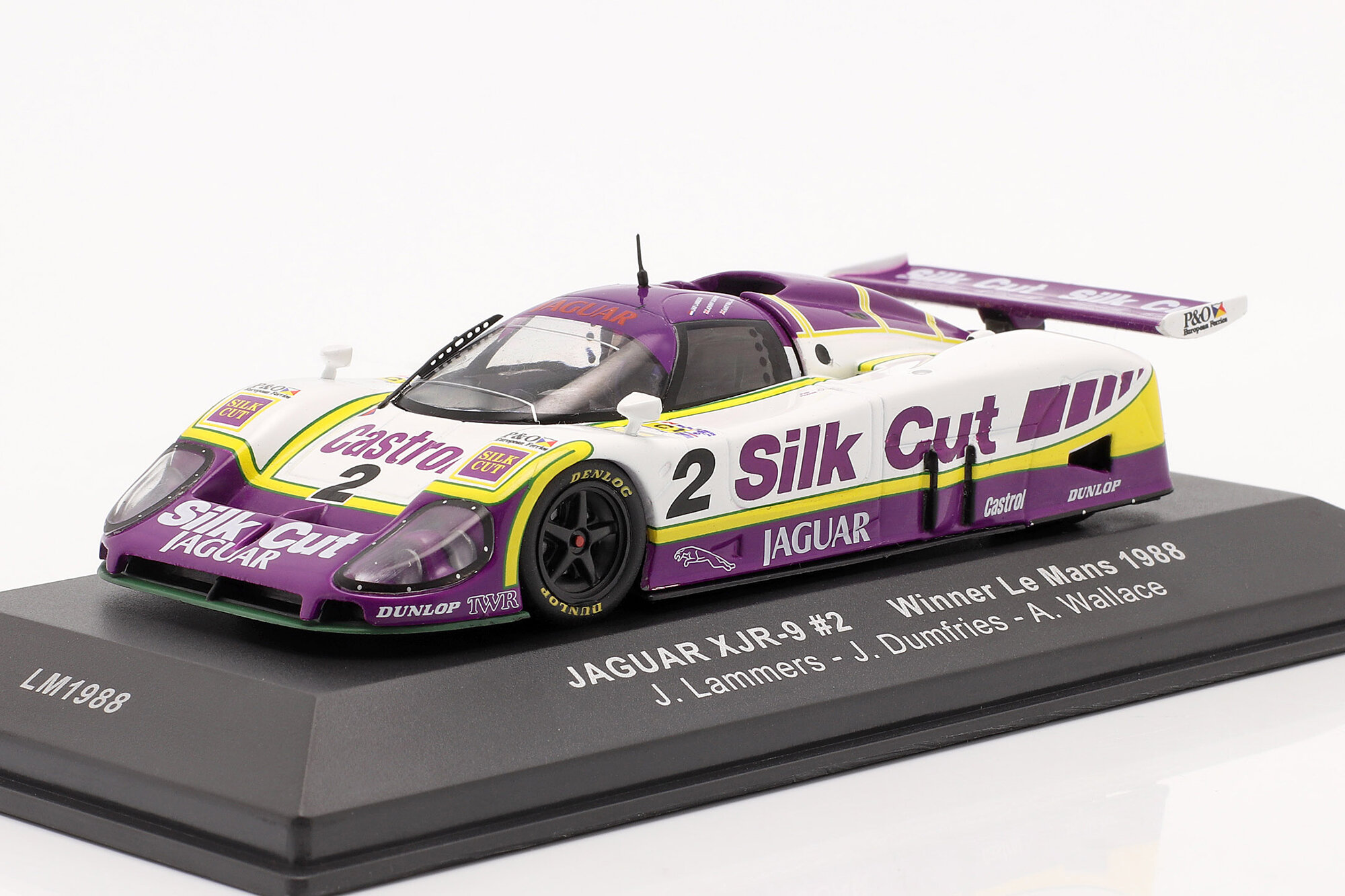 Модель коллекционная IXO Jaguar XJR-9 winner 24H le mans 1988 silk cut