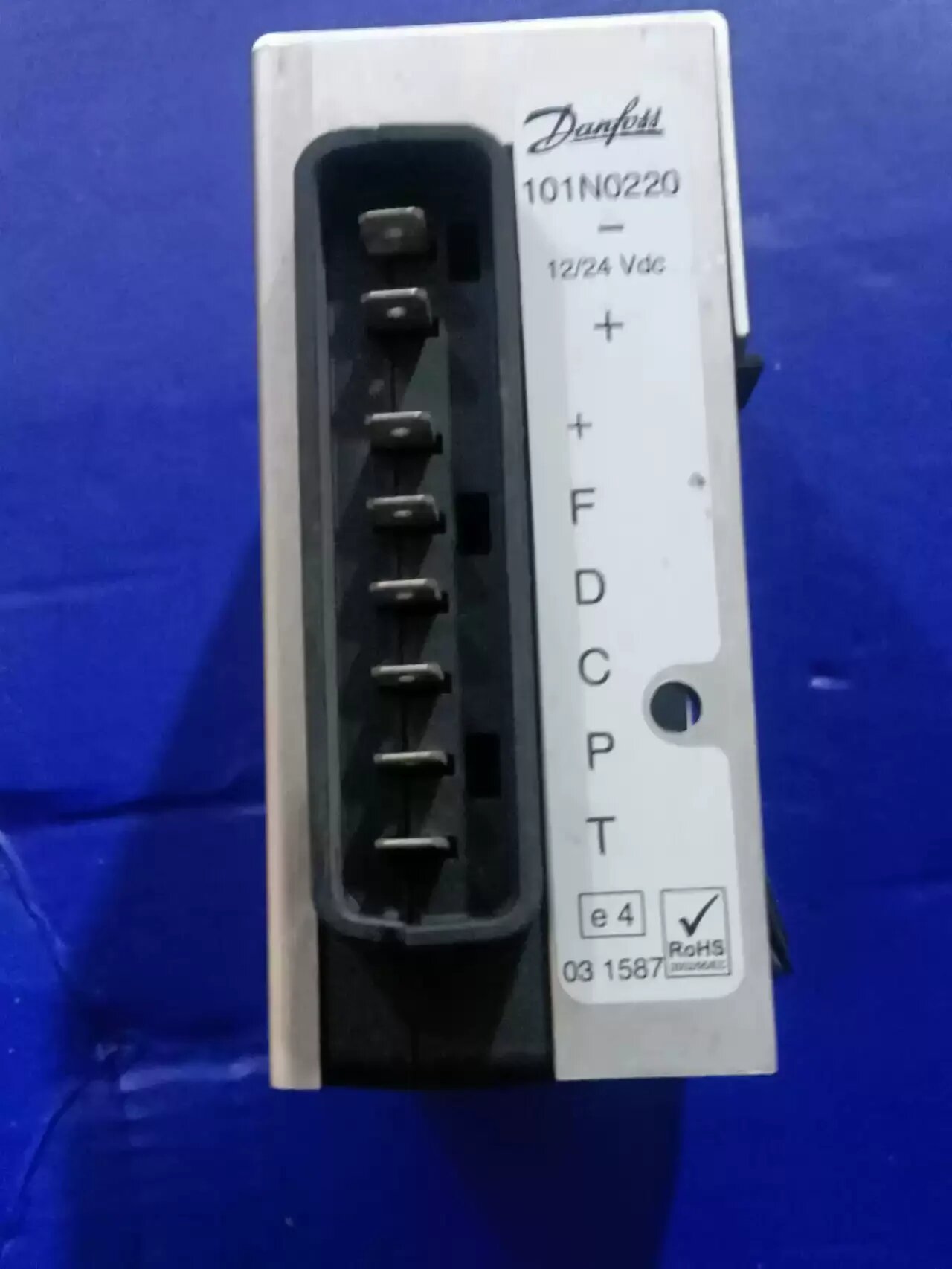Модуль управления Danfoss 101N0220 DC 12/24В