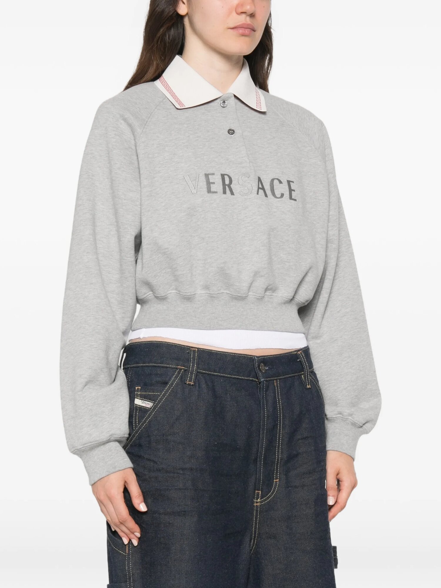 Толстовка Versace Logo-embroidered cropped sweatshirt, размер 40 — фото 1