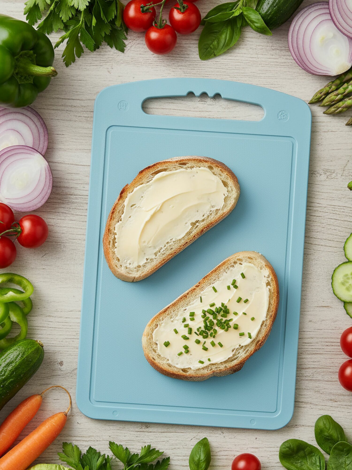 Доска разделочная пластиковая для кухни двусторонняя с желобками 20х32 см, кухонная доска для резки, голубая для нарезки кухонная утварь