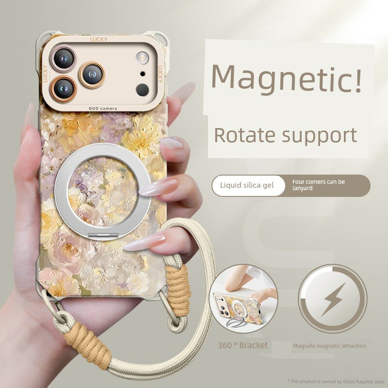 Силиконовый чехол для iPhone 13 в антично-белом цвете с тканевой короткой лямкой для удобного использования