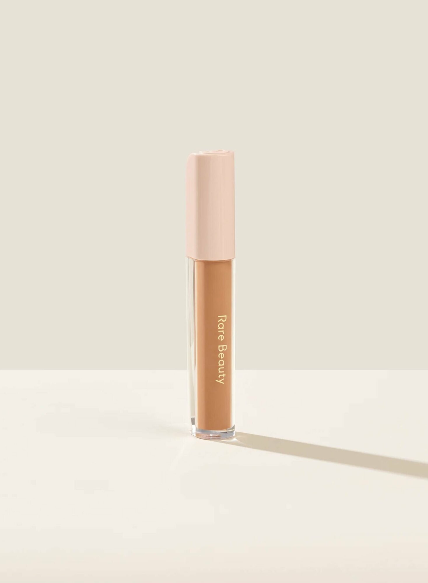 Rare Beauty Консилер Positive Light Under Eye Brightener (Medium Tan) 4 мл