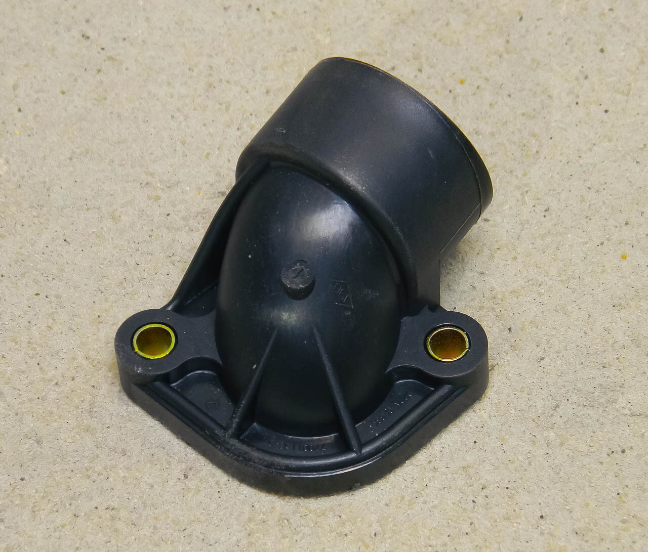 Фланец охлаждения LAGUNA II 1.9D 01- (оригинал)