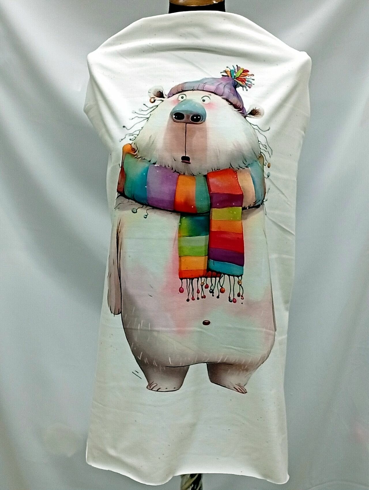 Трикотаж кулирка с лайкрой купон "Белый мишка", ткань для шитья, высота купона 83 см, ширина 180 см