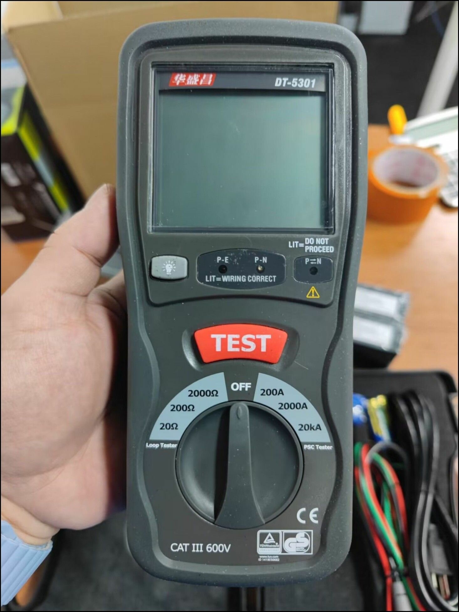 Измеритель сопротивления петли фаза-нуль CEM DT-5301