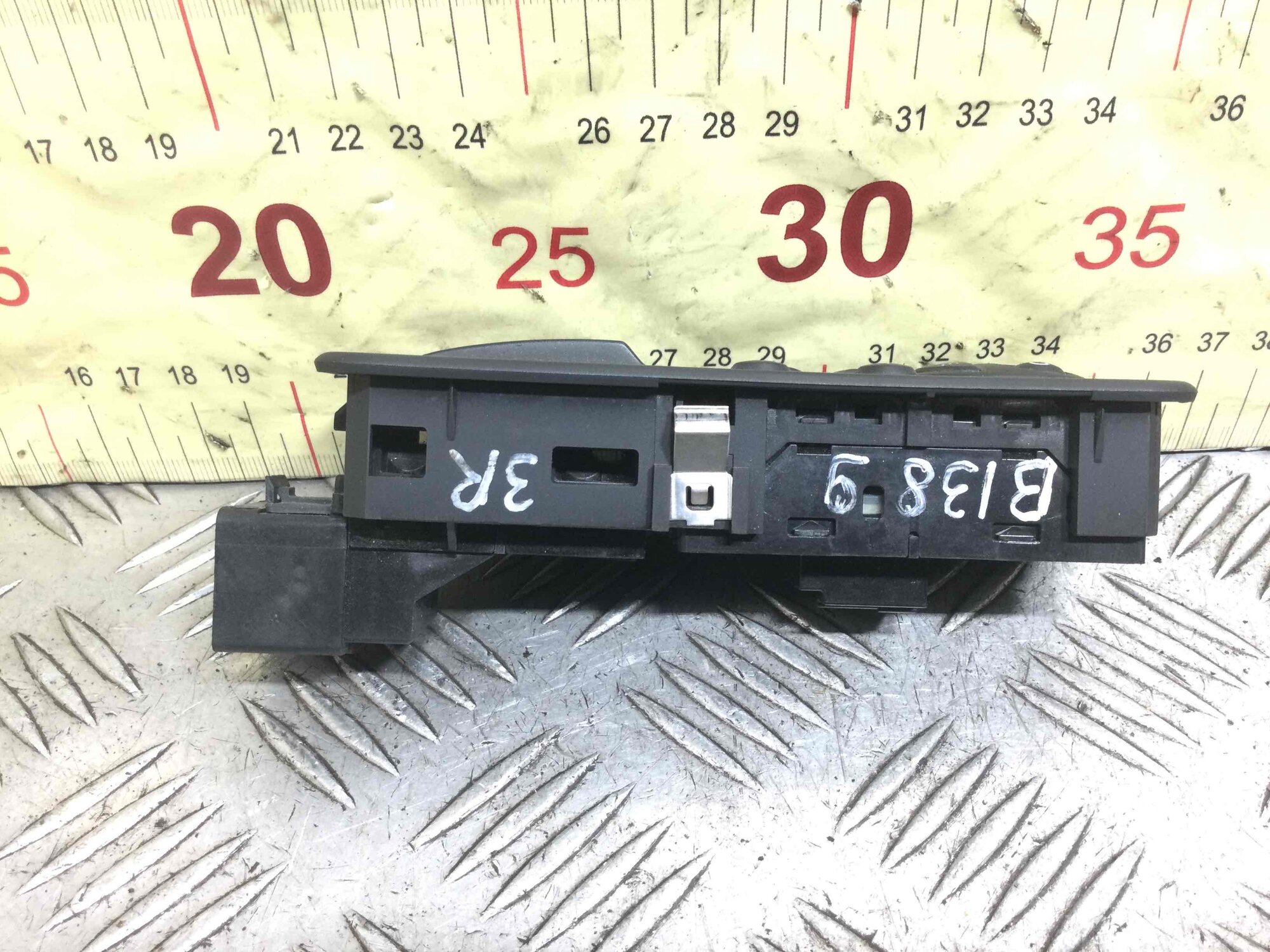 Б/У Джойстик управления мультимедиа Land Rover Discovery Discovery III (LA) 2004 - 2009 2005 г.