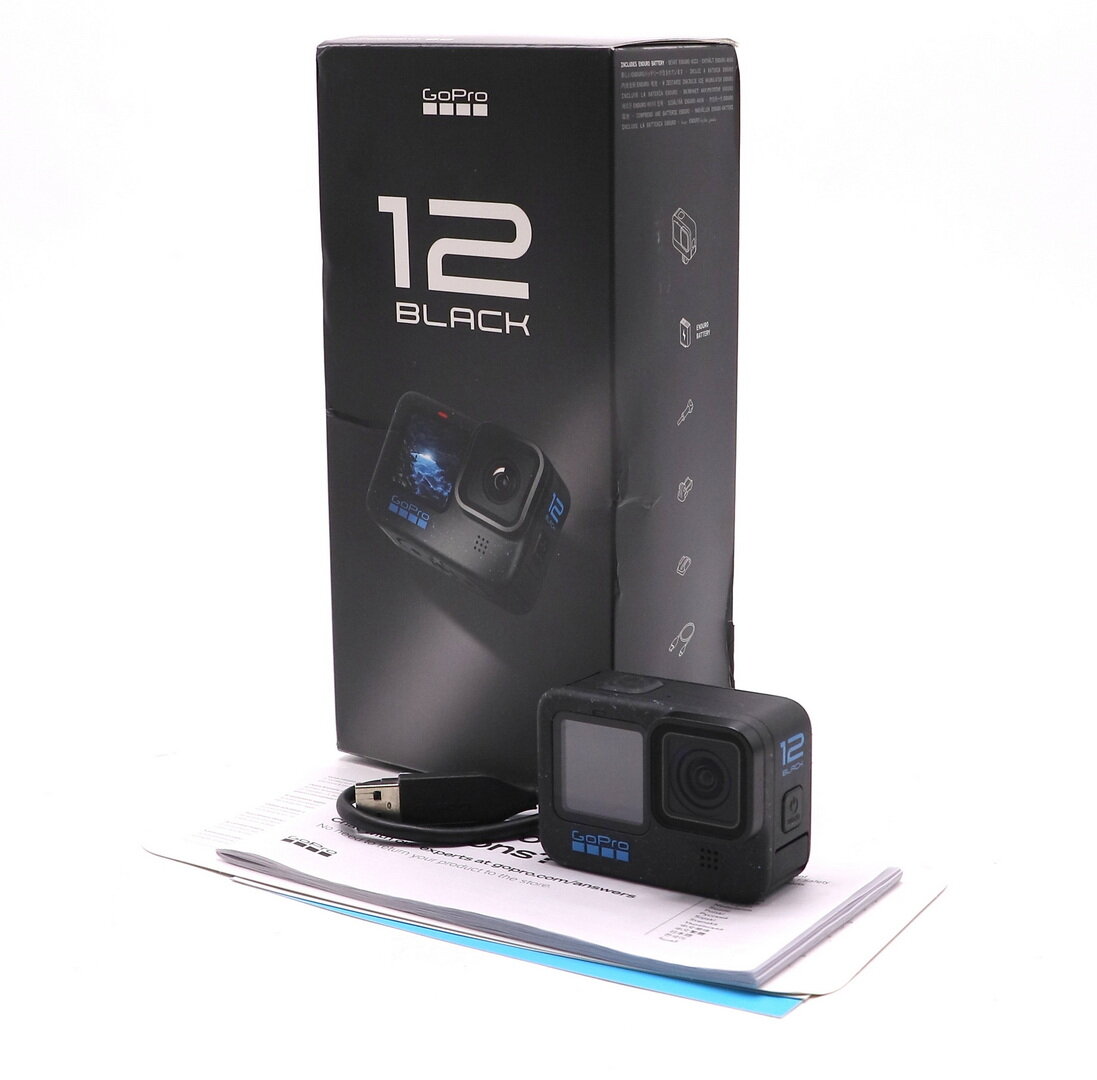 Экшен-камера GoPro Hero 12 Black в упаковке
