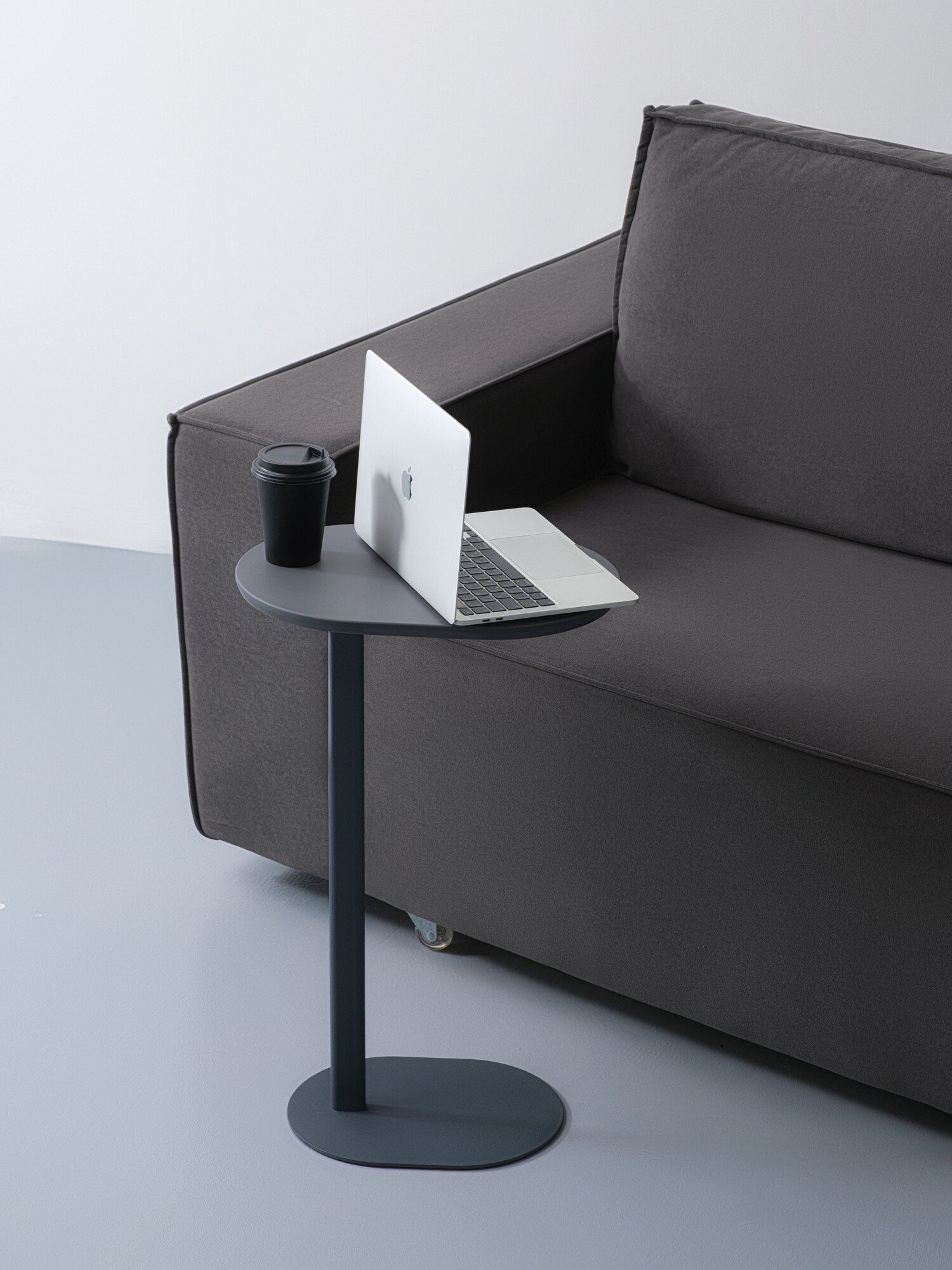 Приставной столик «Блум», графитовая столешница, графитовая ножка, 67 см