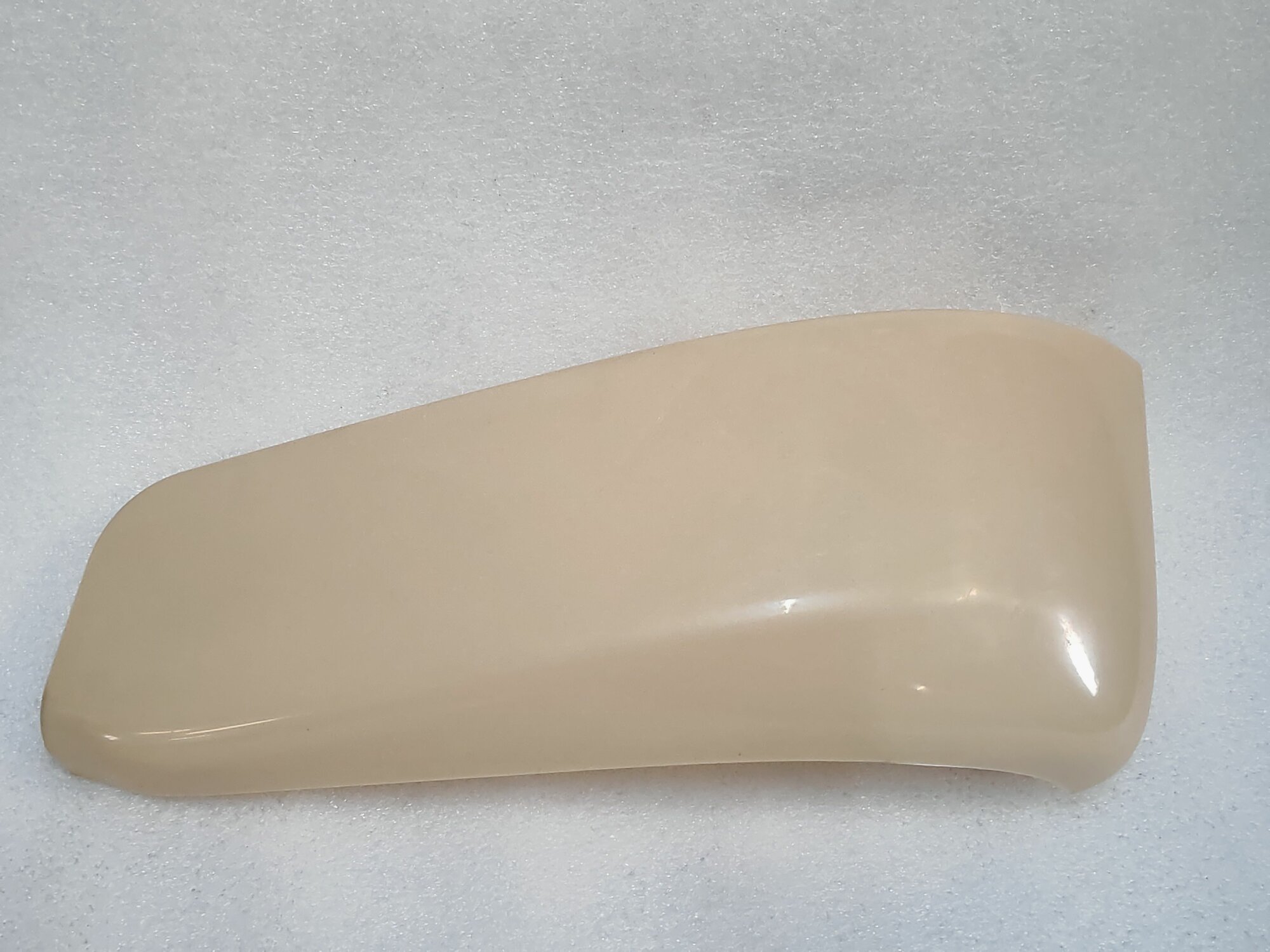 Накладка бампера левая нижняя (угол) Sitrak C7H