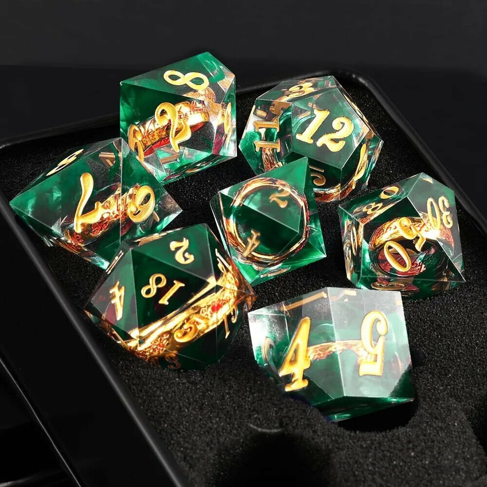 Кубики днд из смолы с острыми краями Дайсы для Dungeons & Dragons Зеленые кости с кольцом внутри Набор 7 шт