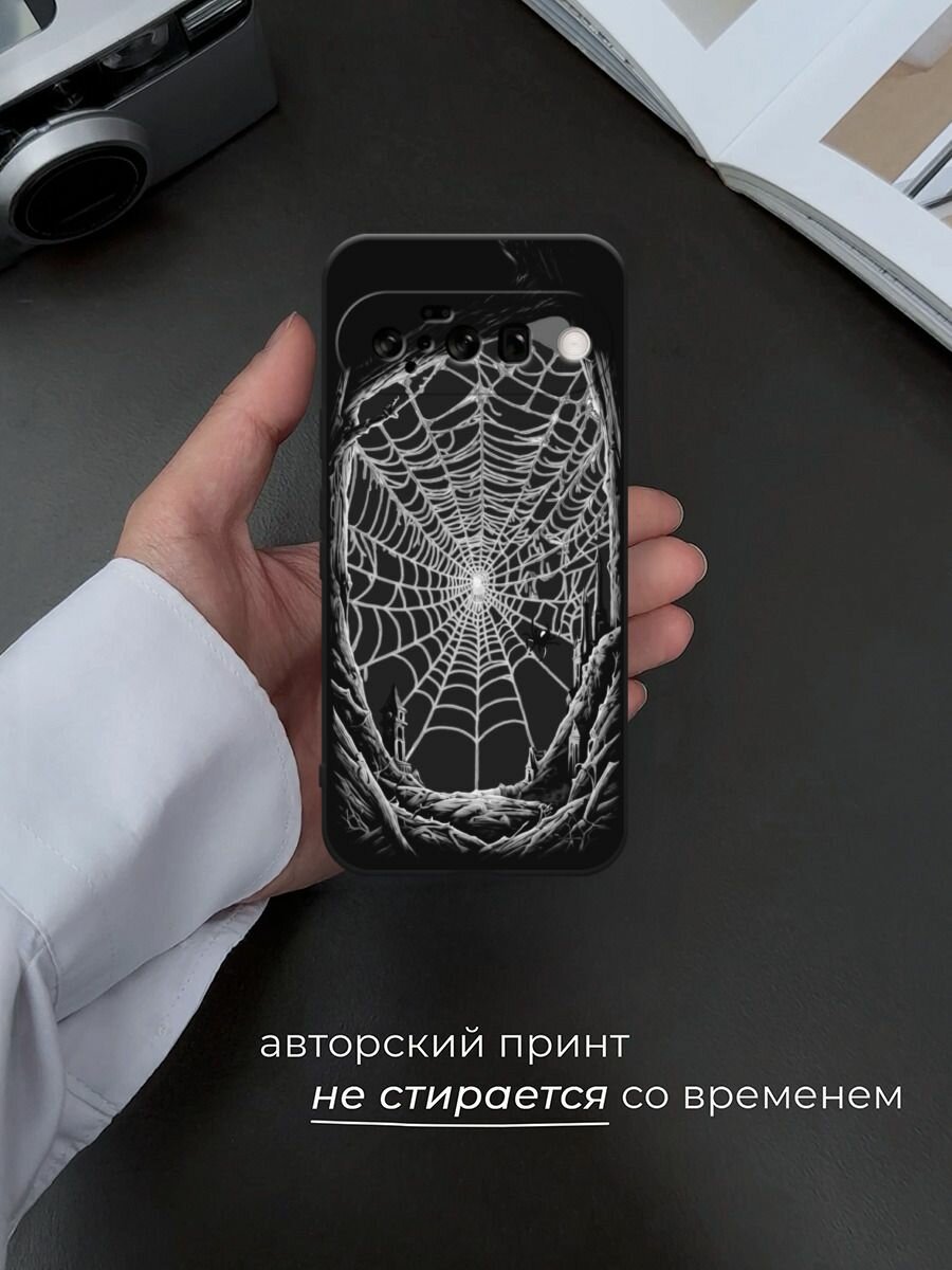 Черный матовый чехол на Google Pixel 10 / Гугл Пиксель 10 с принтом Паучья паутина в белом — фото 1