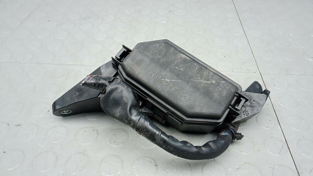 Блок предохранителей Toyota C-HR 2017 82660F4060