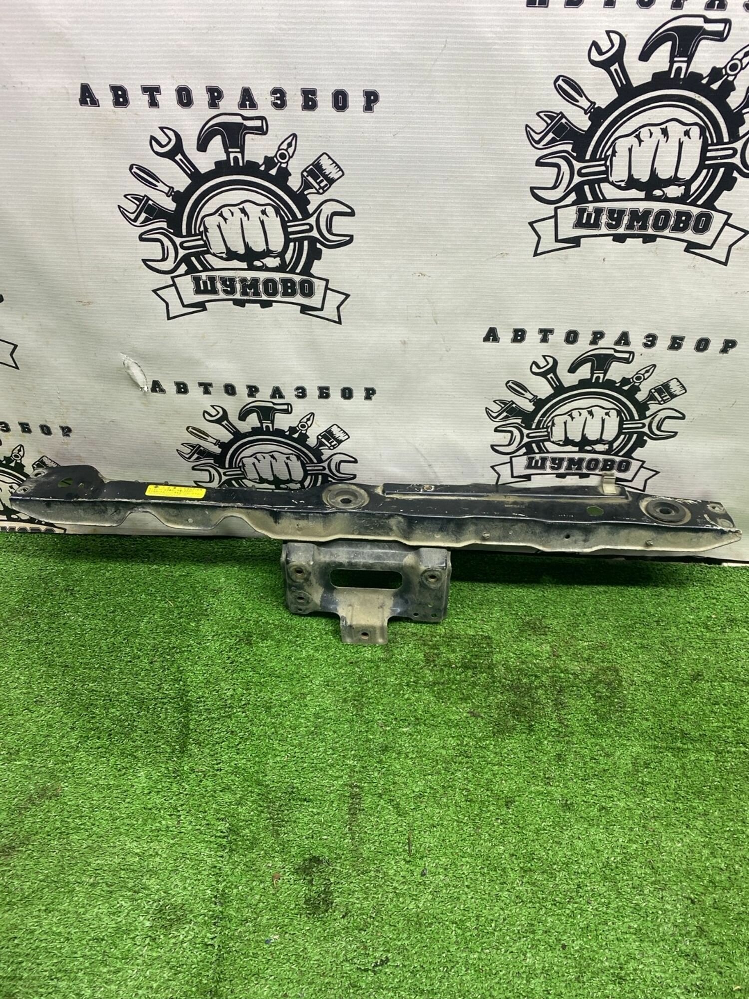 Крепление радиатора Nissan Cube, I Рестайлинг (. с пробегом