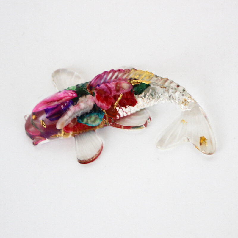 Натуральный кристалл, дробленый камень, золотая монета, эпоксидная смола, маленькая рыбка, форма кои, украшение, декор для офисного стола, подарок для автомобиля