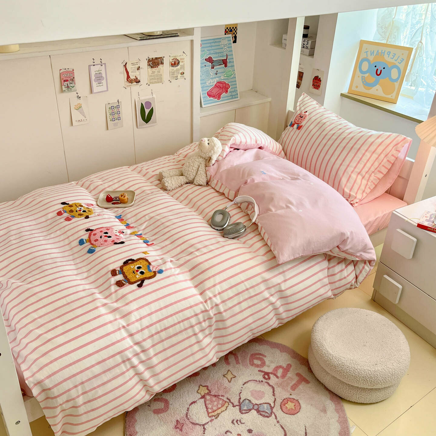 Набор постельного белья из хлопка с вышивкой для студентов 1.2м/0.9м простыня и пододеяльник с мультяшными принтами