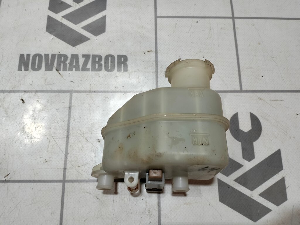 Бачок главного тормозного цилиндра Hyundai Elantra 3 00-05