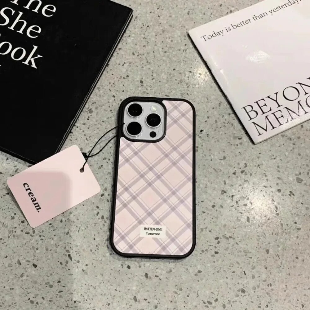 Чехол iPhone 14 Pro Max розовый клетка cream