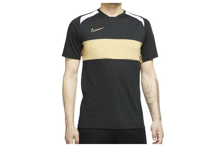 Футболка спортивная Dri-FIT