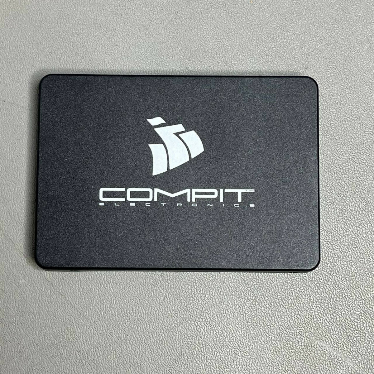 Внутренний SSD-диск Compit 256 ГБ (CMPTSSD25256GB)