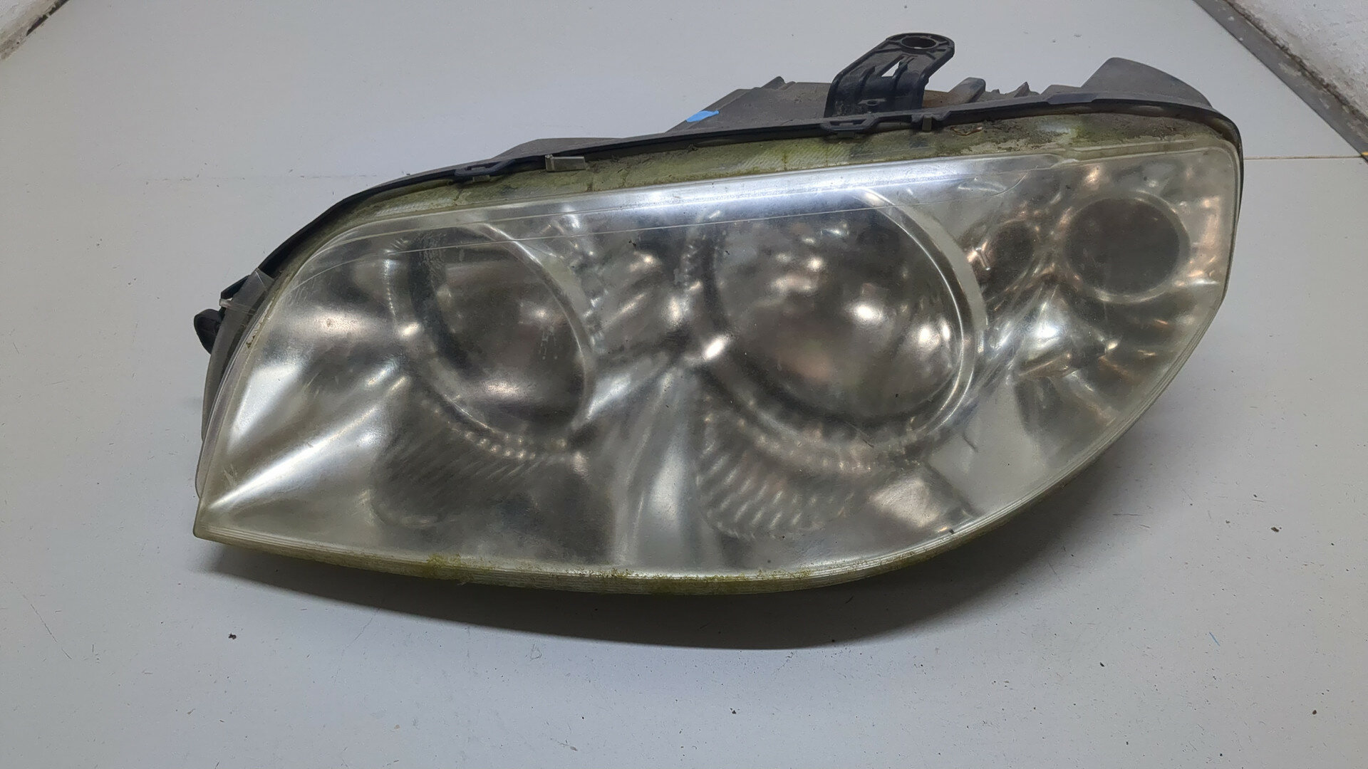 Фара (передняя) левая Fiat Punto Б/У