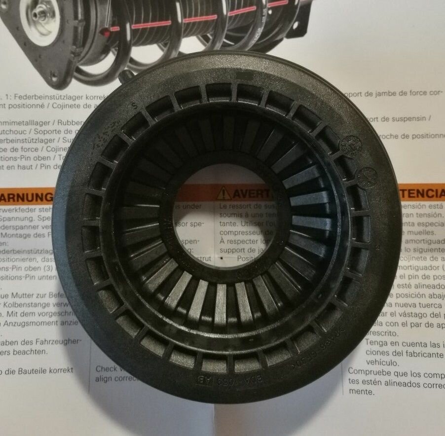 Опора переднего амортизатора опорный подшипник на Форд Фокус 2, Фокус 3, Мазда 3, Вольво C30 S40 C70