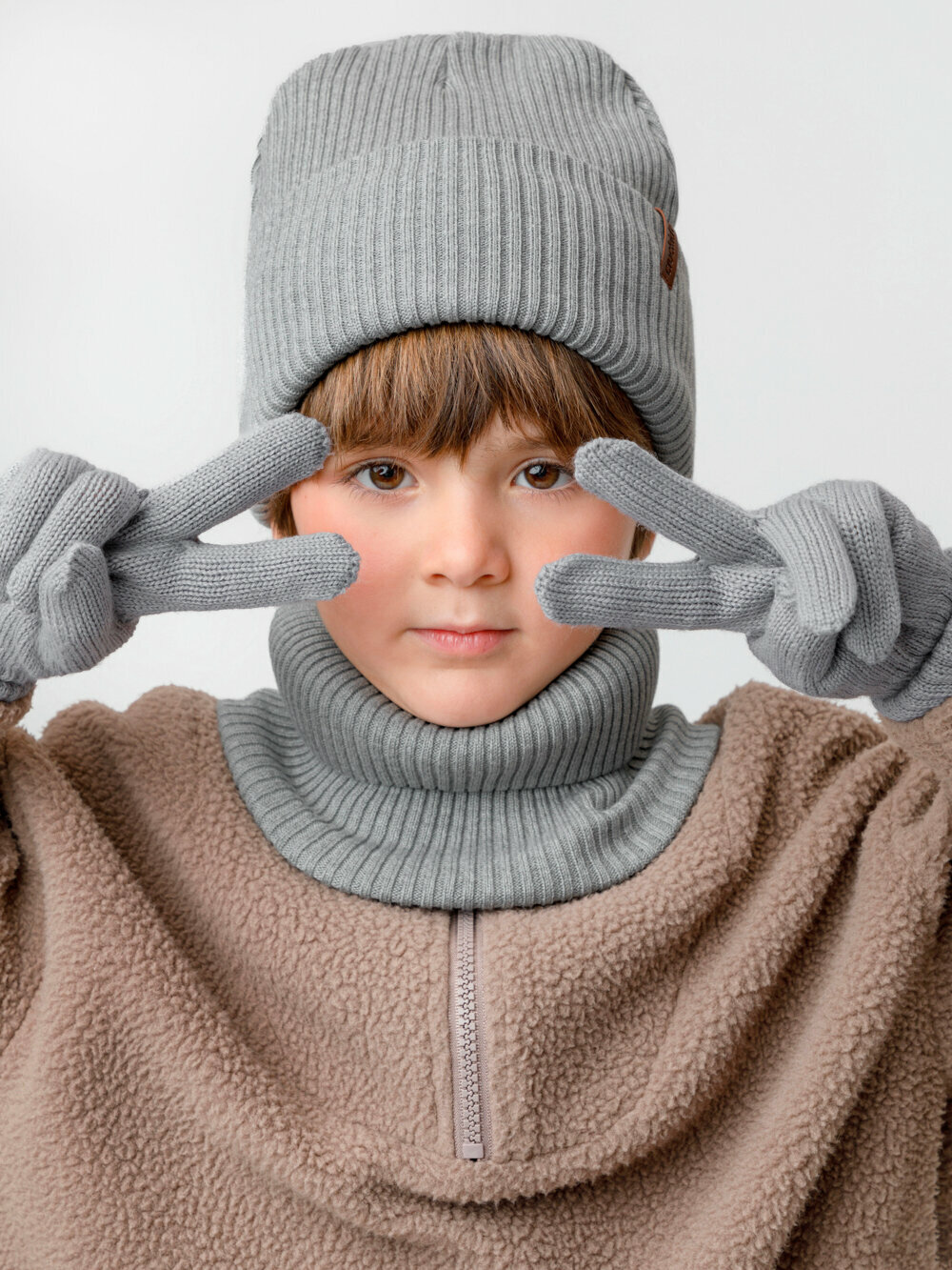 Перчатки К 125/25/св.серый меланж для девочек