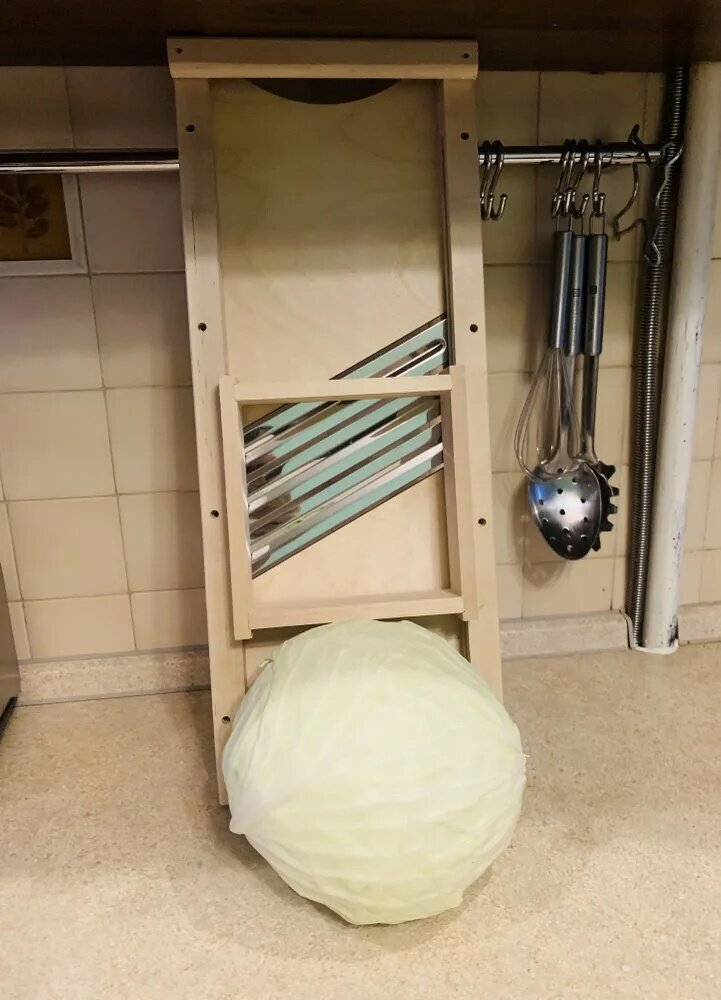 Новая модельШинковка для капусты с коробом 3 ножа