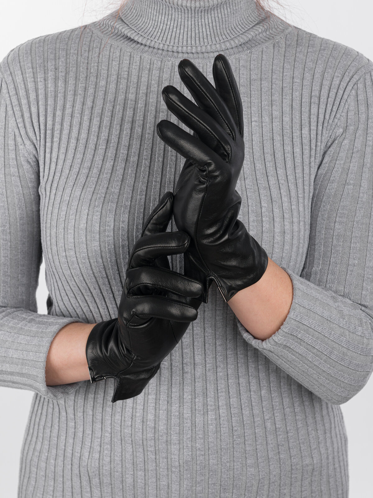 Перчатки для женщин