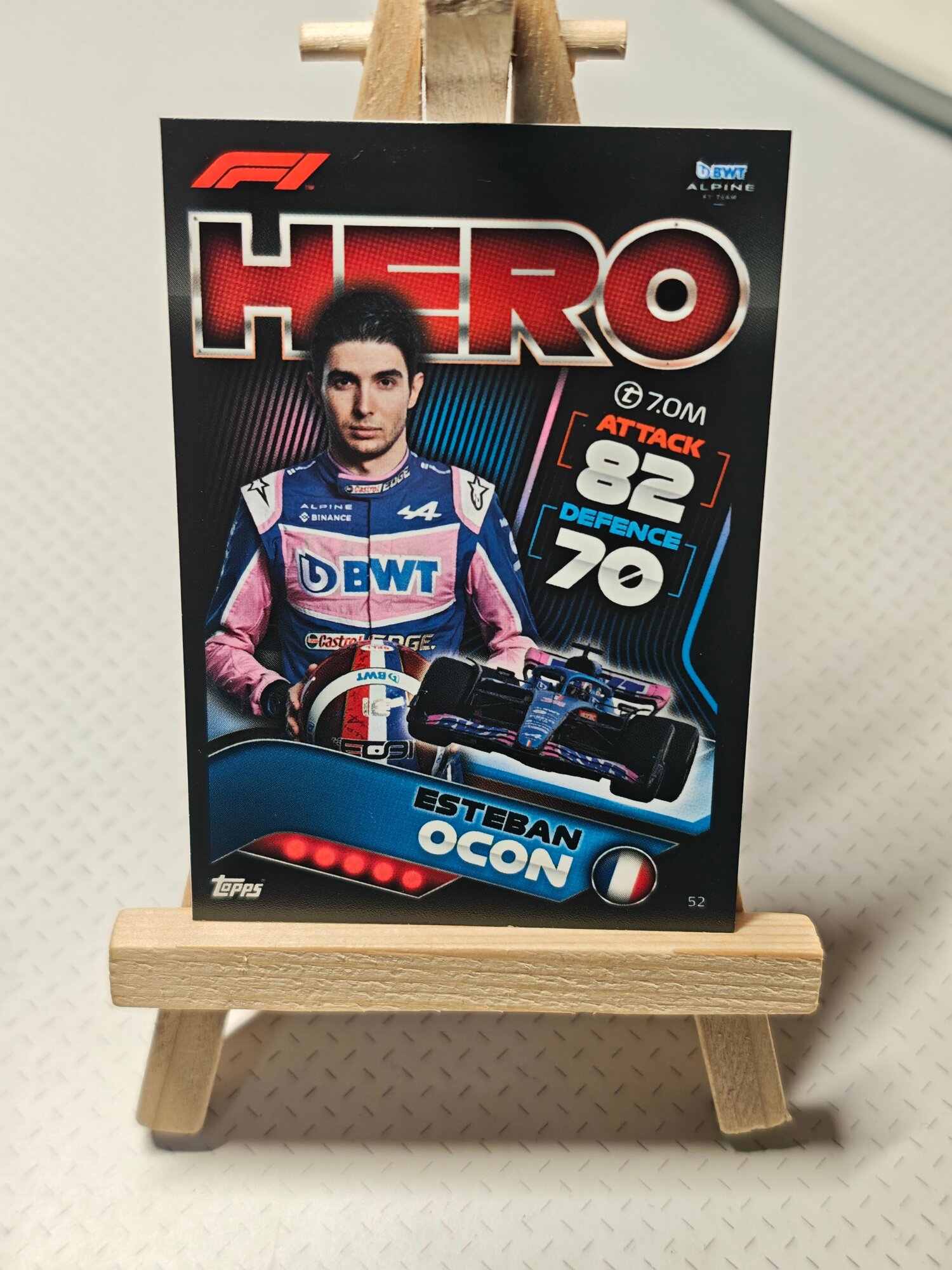 Коллекционная карточка Topps F1 2022 Turbo ATTAX Vertical, стандартное издание.