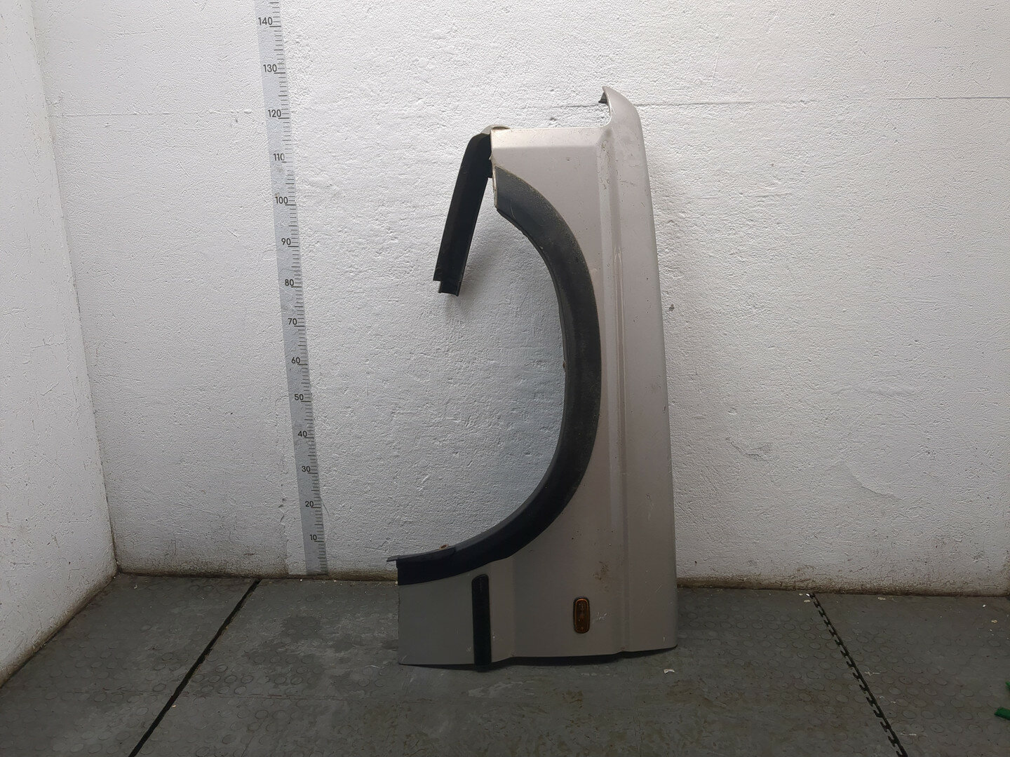 Крыло левое переднее Land Rover Discovery 2 Б/У