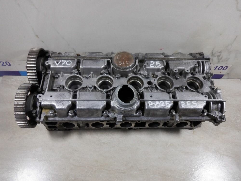 Головка блока цилиндров Volvo V70 8111180