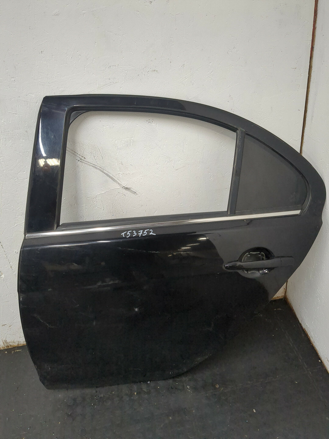 Дверь боковая (легковая) левая задняя Mitsubishi Lancer 10 Б/У