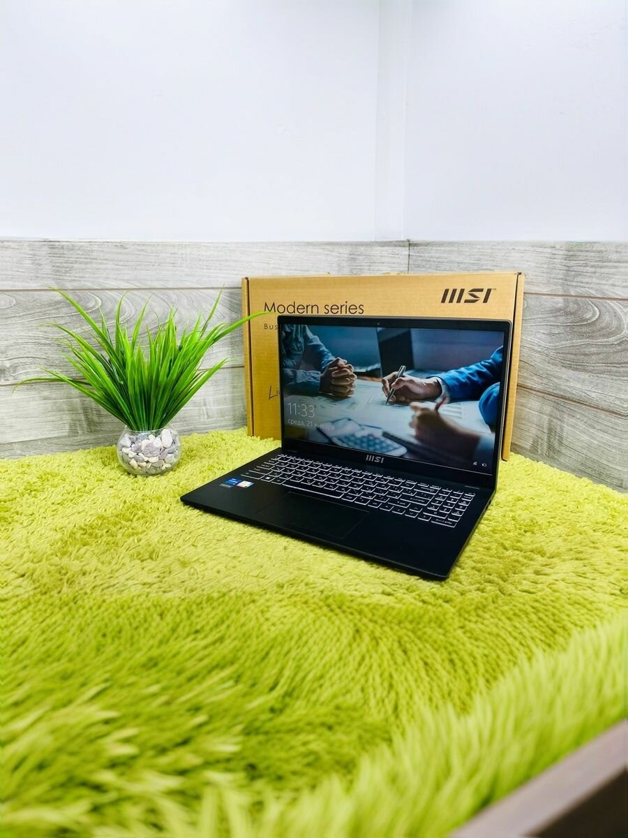 MSI Modern 15 B12M-214XRU Ноутбук 15,6", Intel Core i5-1235U, RAM 8 ГБ, SSD 256 ГБ, Intel Iris Xe Graphics, Windows Pro, (9S7-15H112-214), черный, Русская раскладка. Товар уцененный