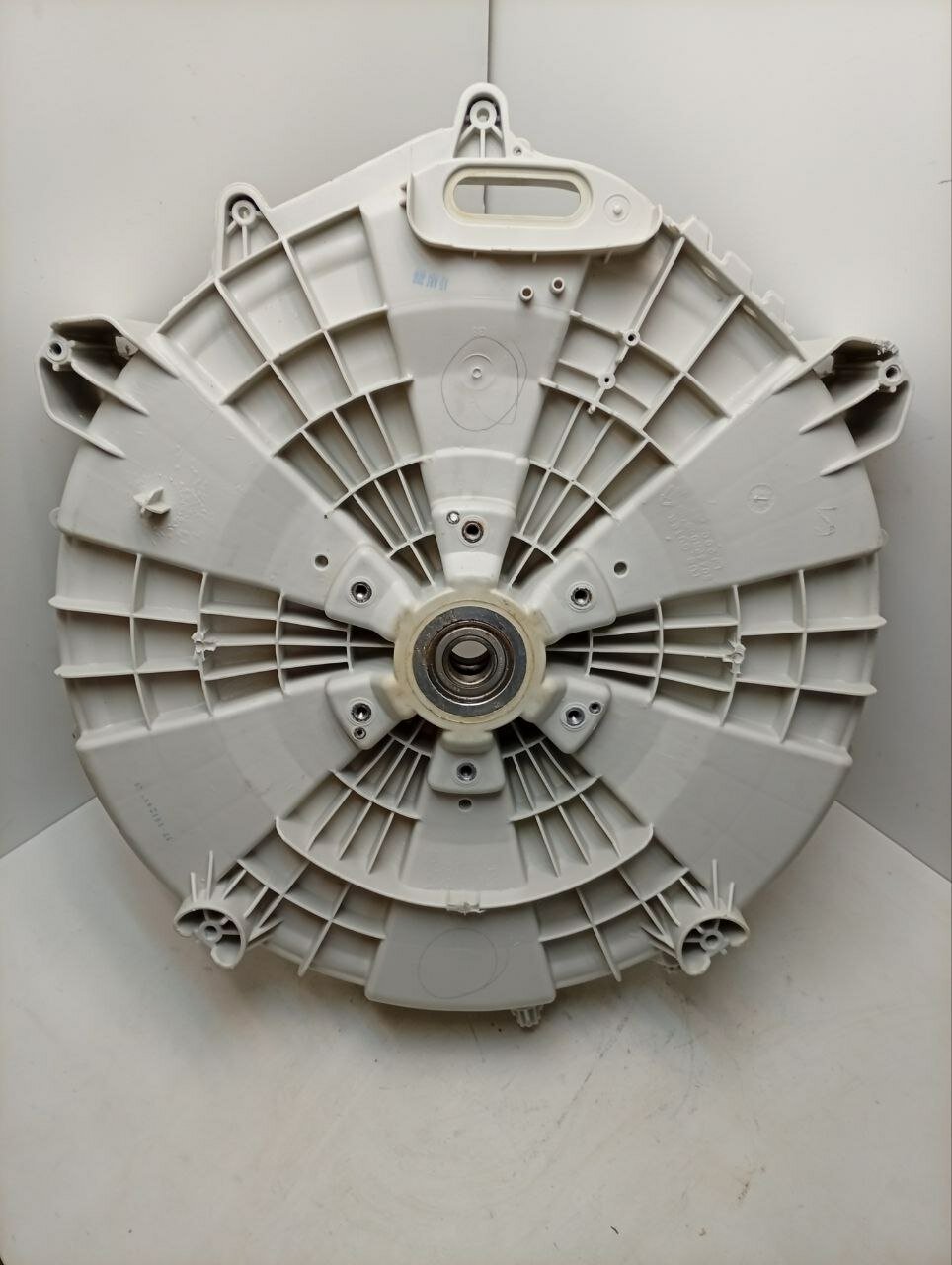 F1068SD кт11 Задний полубак стиральной машины LG 3044ER0007 б/у