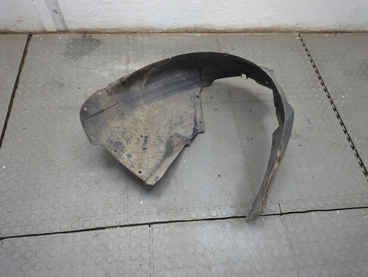 Защита арок (подкрылок) левая передняя Audi A6 (C5) Б/У