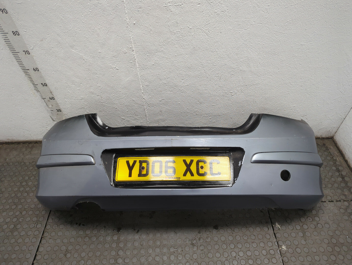 Бампер задний Opel Astra H Б/У