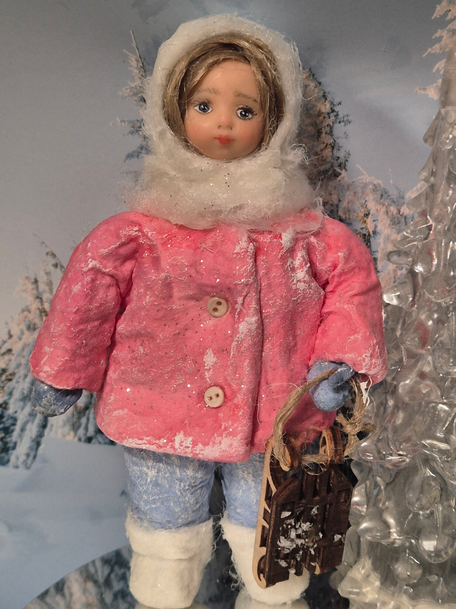 Ёлочная игрушка Affavatta, "Девочка с санками", 12см, ручная роспись