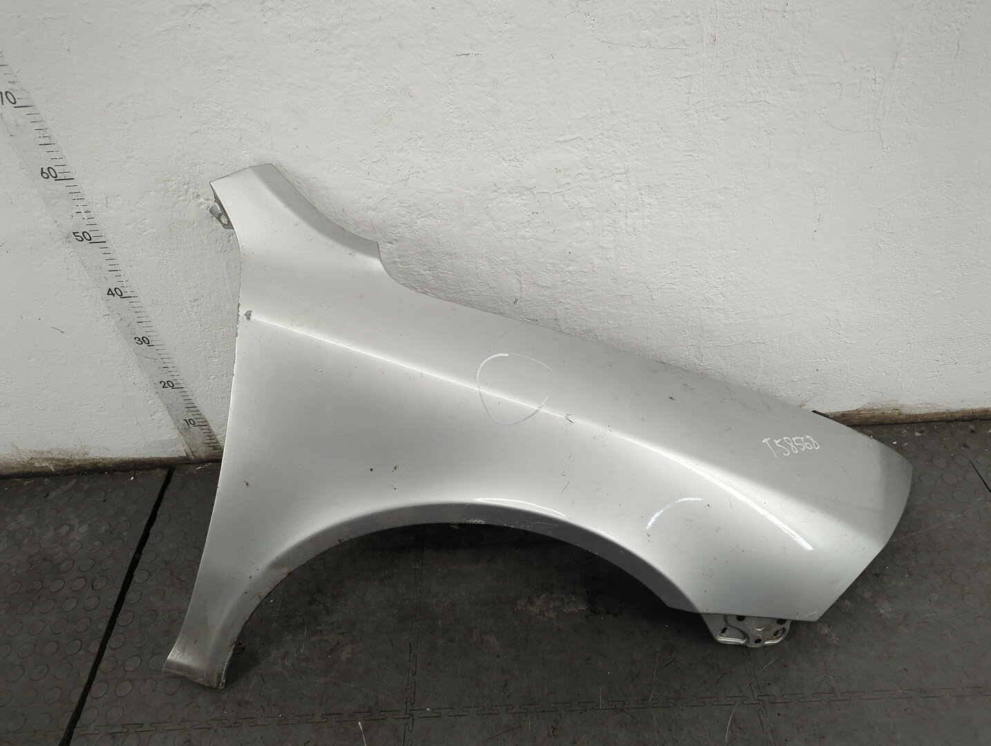 Крыло правое переднее Skoda Octavia (A5) Б/У