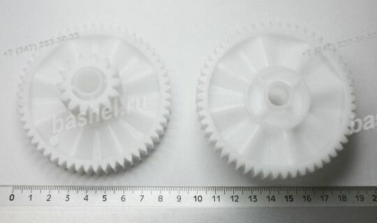 Шестерня мясорубки Binatone-2 83-32-11-H40 (средняя)