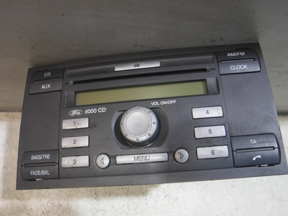 Магнитола Ford Focus II 6S6118C815AG