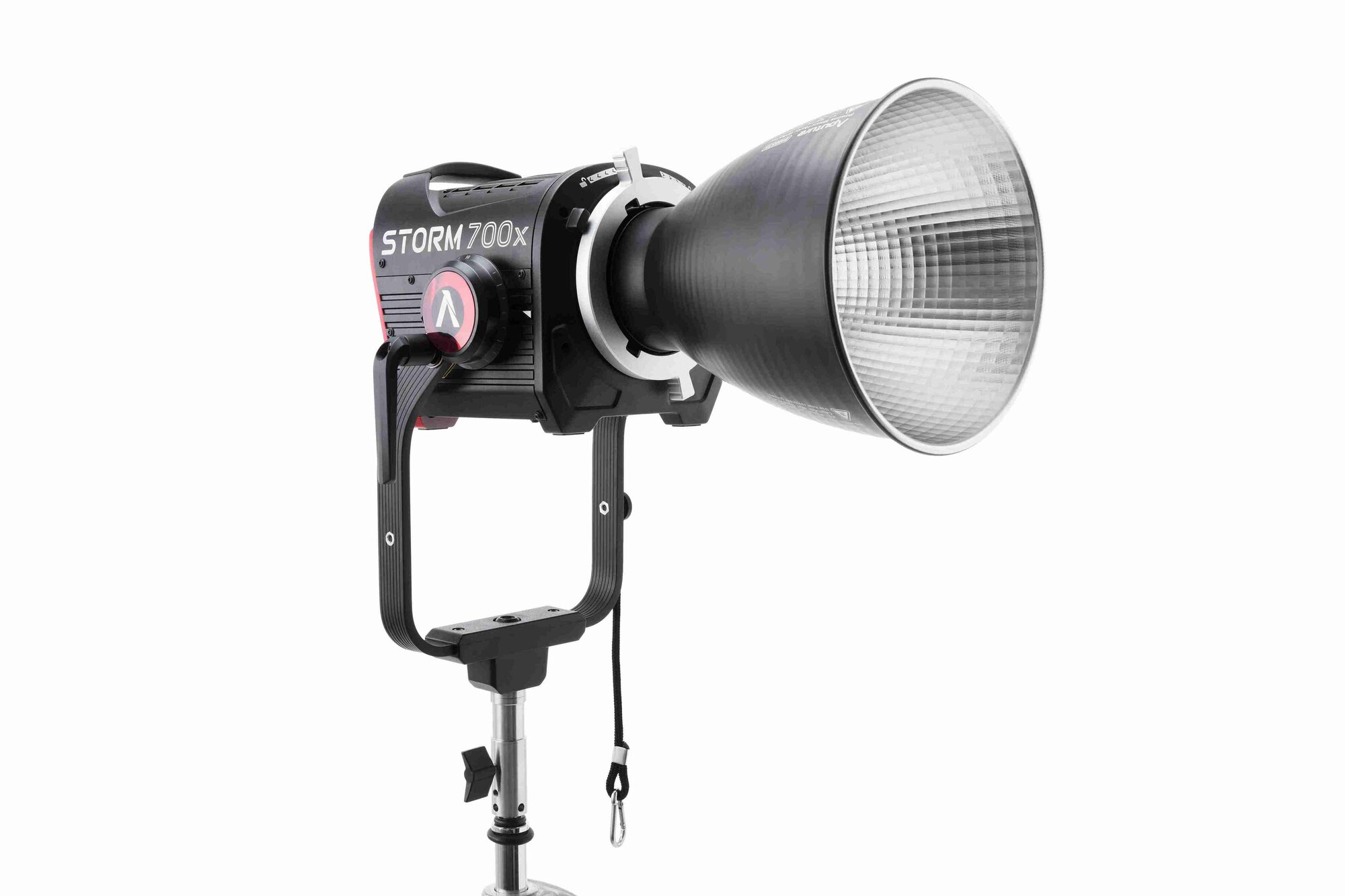 Осветитель Aputure STORM 700x Cine Kit