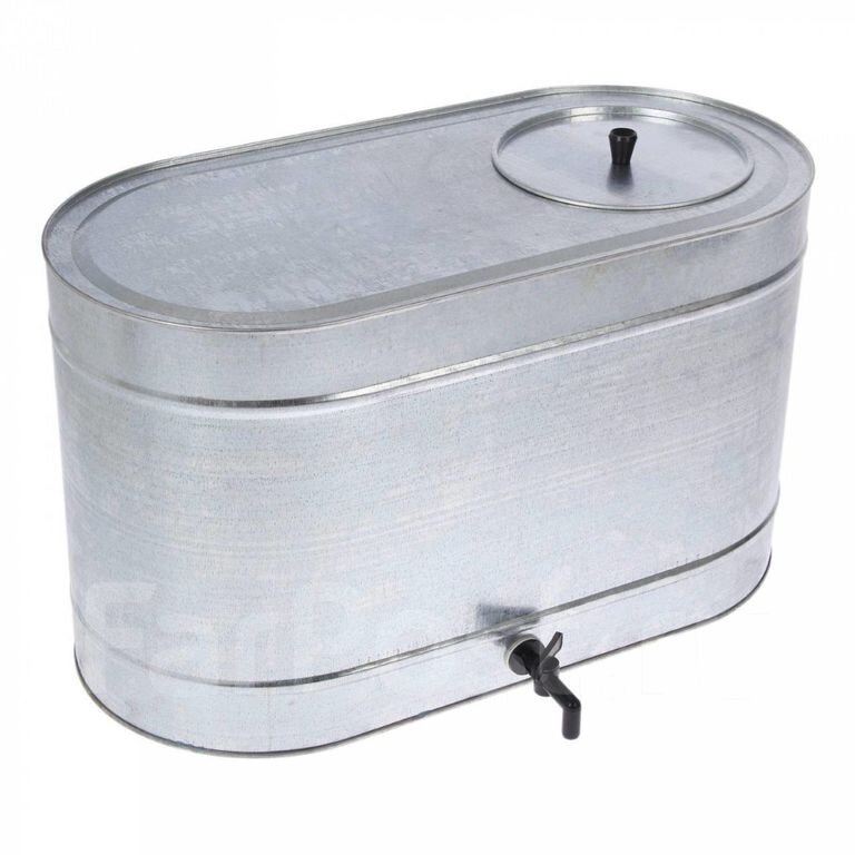 Бак металлический Урал инвест оцинкованный, 75 л, с краном, с крышкой, овальный, 670х330х400 мм, высокий