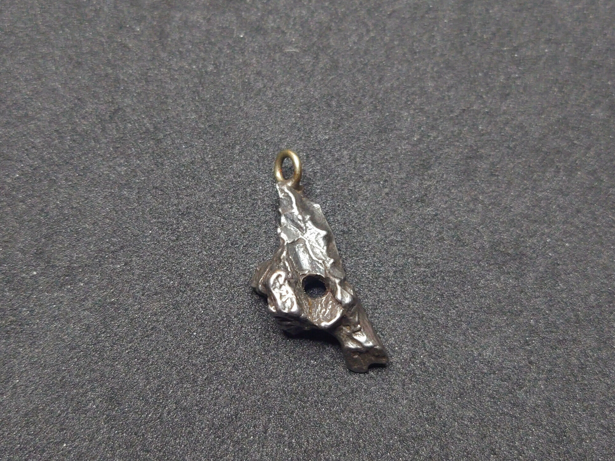 Сихотэ-Алинский метеорит (подвеска) [5.4 гр.]