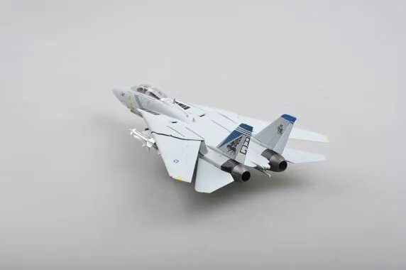 Сборная модель 1/72 F-14B VF-143 Tomcat 2001, масштаб 1:72, авиация