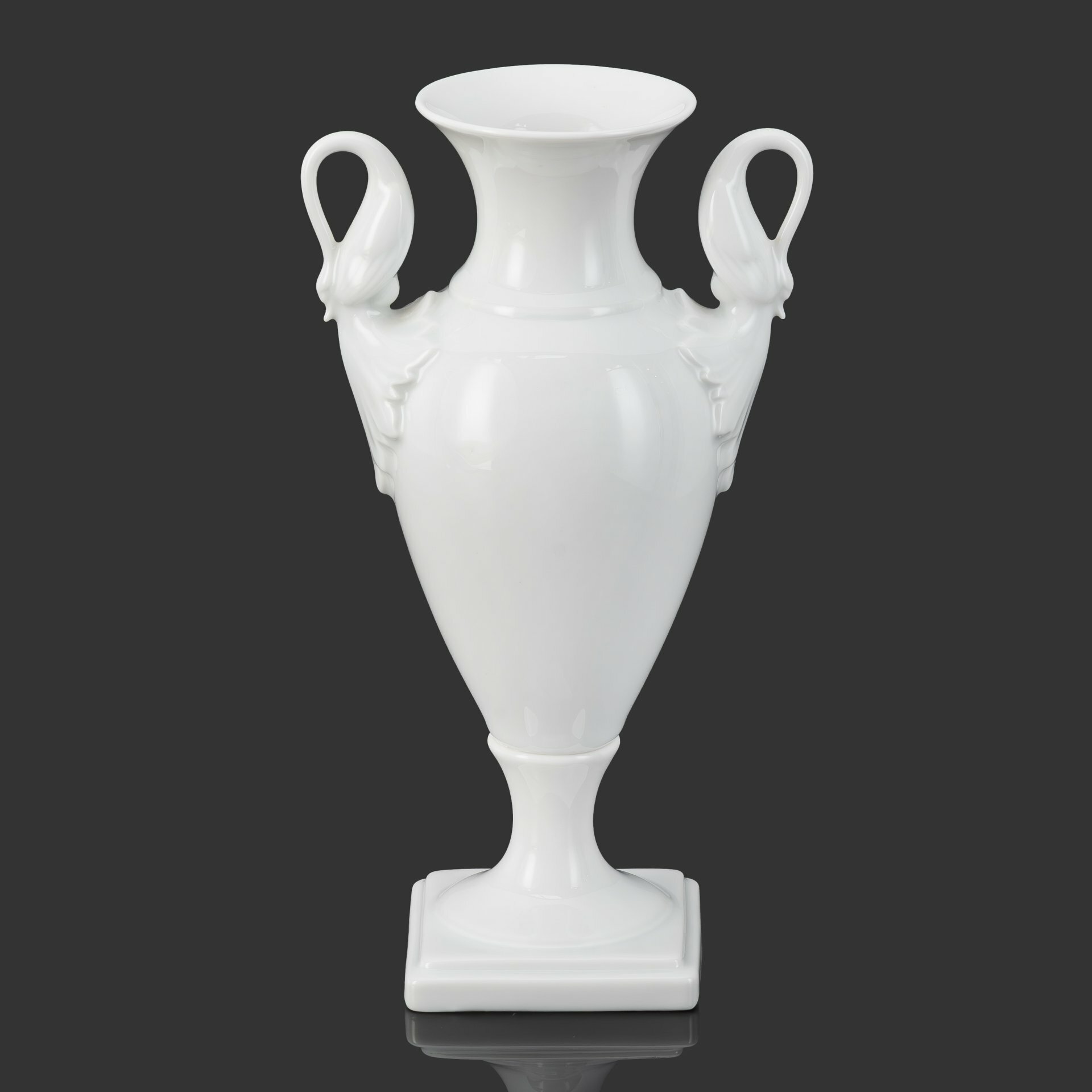 Ваза с ручками в форме птиц, фарфор, Alka-Kunst Alboth & Kaiser Bavaria, Германия, 1970-2001 гг.